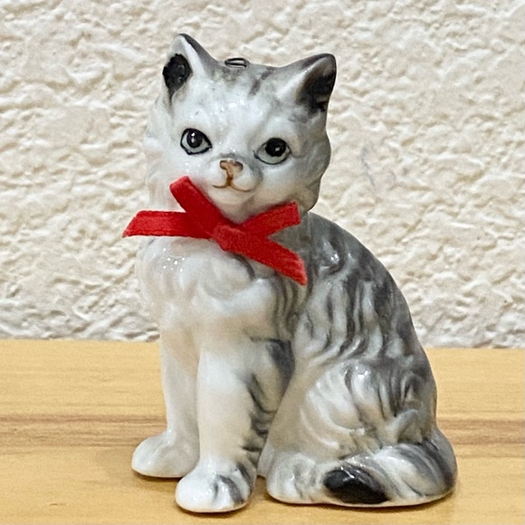 Vintage | Accents | Vintage Porcelain Miniature Tabby Cat Figurine ...